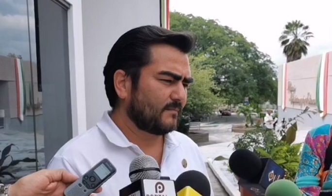 Lamenta diputado Rubén Romo la Ola Violencia en Manzanillo... (¿y la ...